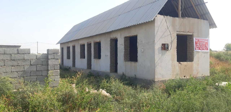 Uchastka sotiladi