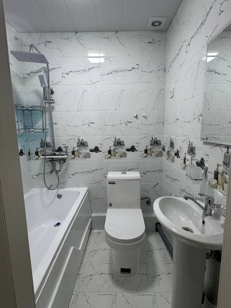 Продаётся новостройка 2 комната 45м² на 6 этаже  9 эт дом вокзал красн