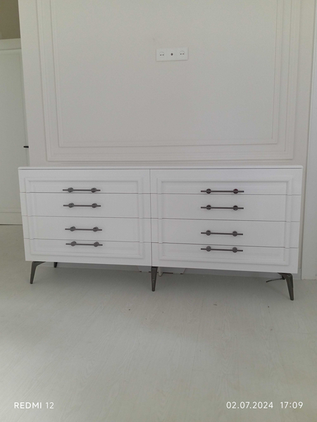 Buyurtma asosida tayyorlangan mebel