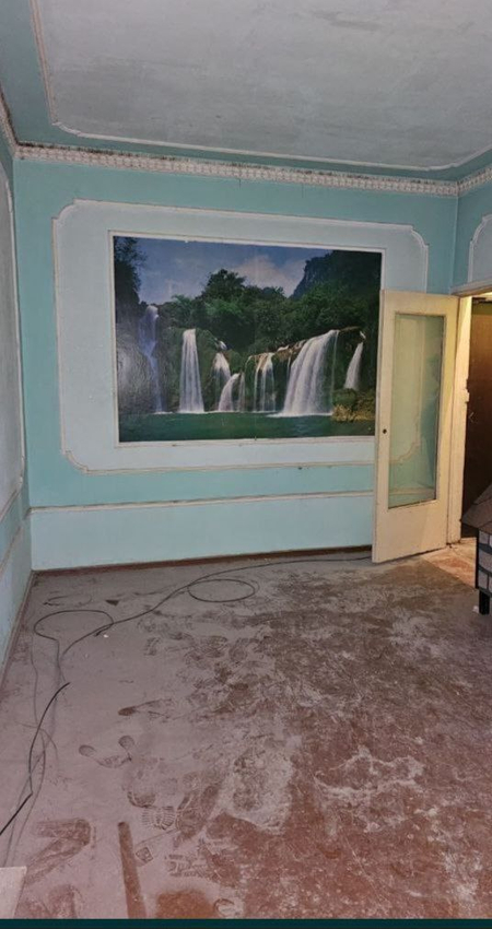 Срочно продаю Юнусабад 8 кв 2/4/4 53000$