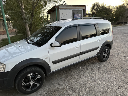 Lada Largus Cross