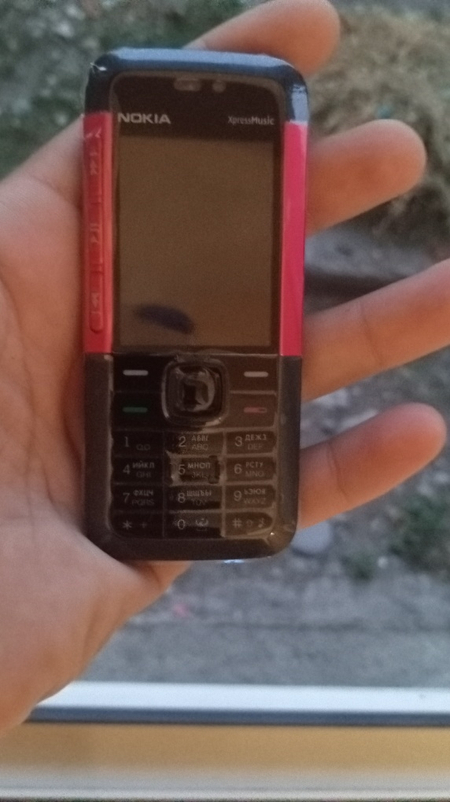 Nokia e71 va boshqalar narxi xar xil