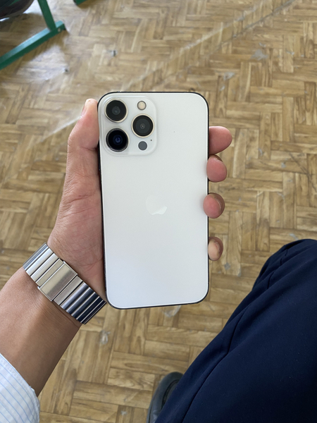 Iphone Xr 14 pro korpusda ideal
