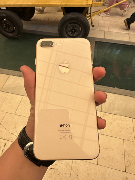 Iphone 8 plus 64 gb