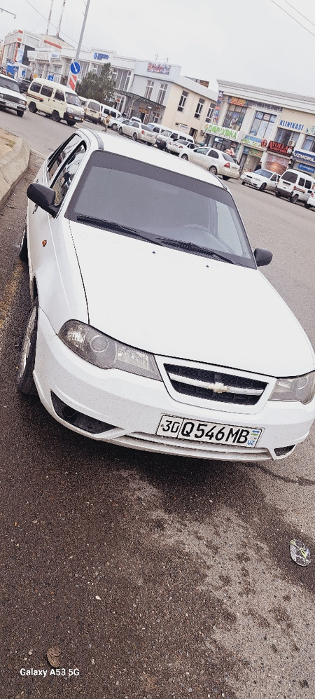 Neksia 2  luyks kansaner