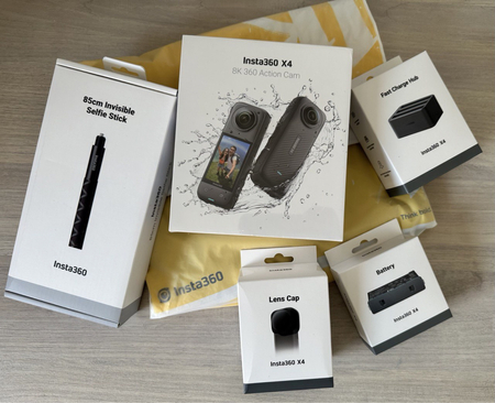 Новая insta360 X3 и комплект аксессуаров