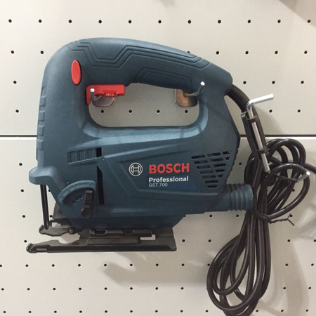 Лобзиковая пила (лобзик/электролобзик) Bosch GST 700 Professional