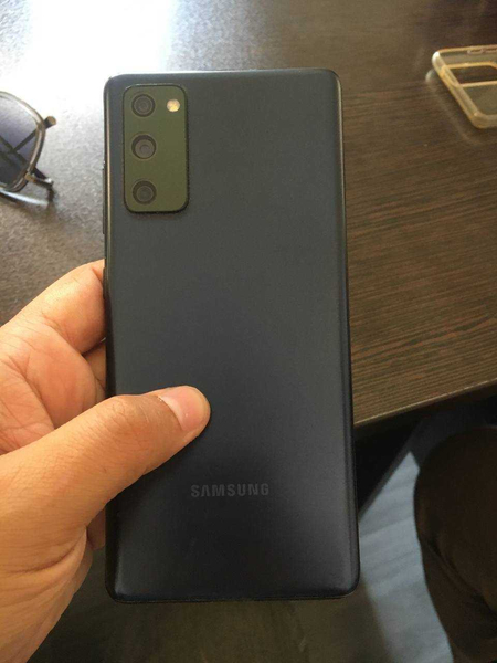 Samsung s20fe состояние идеал