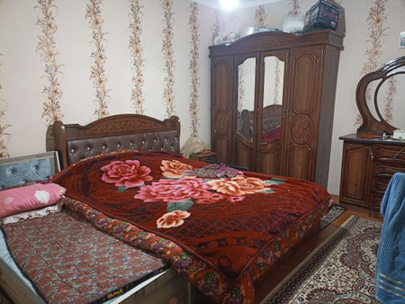 Uy sotiladi Yangi Tashkent tumani tushgan joydan 1 km oraliģi 12 soth