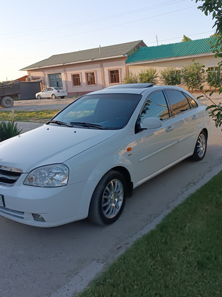 Lacetti 1.6 aftamat 2013