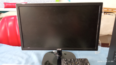 Computer protsessori bilan sotiladi. Yangi karopka ishlatilmagan.