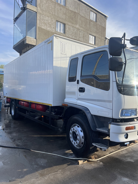 Katta Isuzu FVR 33