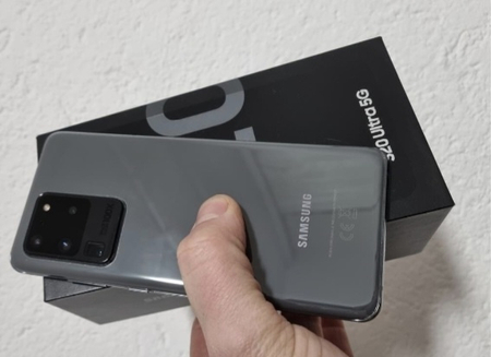 Срочно Продаётся Samsung S20ultra в идеальном состоянии,можно и обмен.