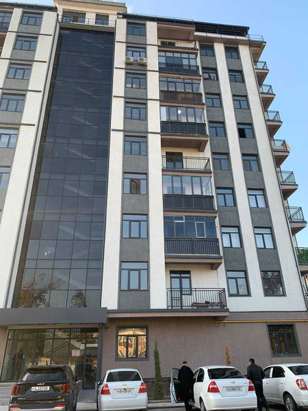 Продается 2х комнатная квартира. Коробка.