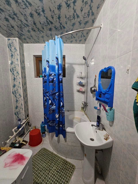 3 xonali 100m² 4-qavat uy sotiladi