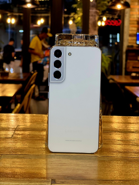 Samasung S22   5G