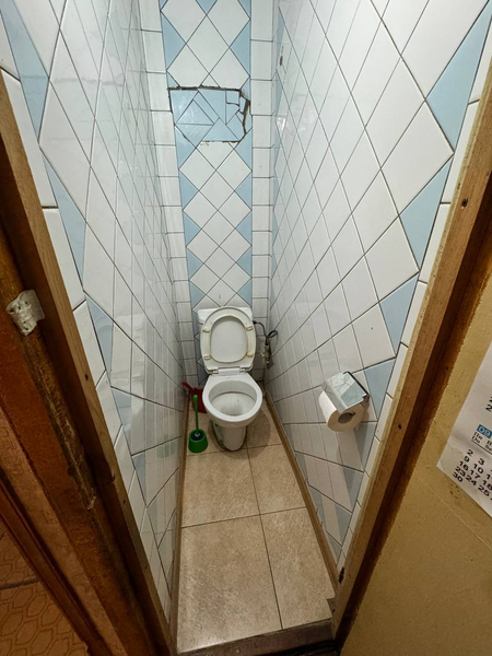 СРОЧНО Чиланзар 22кв 3/3/4  балкон 2×6 кирпич  цена 73000
