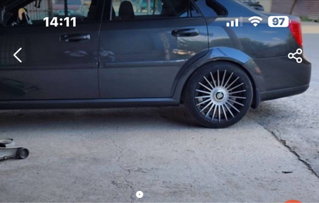 diska sotiladi r17 lyuboy moshinga tugri keladi