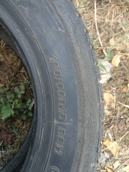 продам шину 195/60/R15 ЗИМНЯЯ 1шт