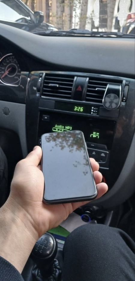 iPhone 11  256gb