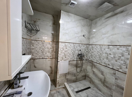 Yashnabod Navastroyka Sky-bulding 4xona uy 1000y.e