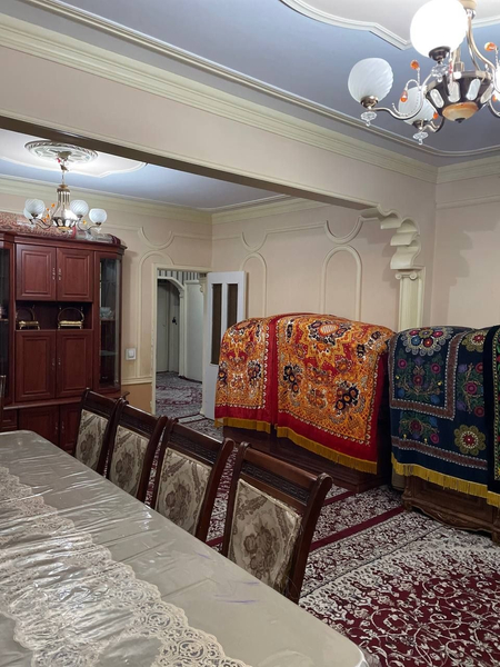 Срочна сотилади Сергели-7. 5-хона 130м²