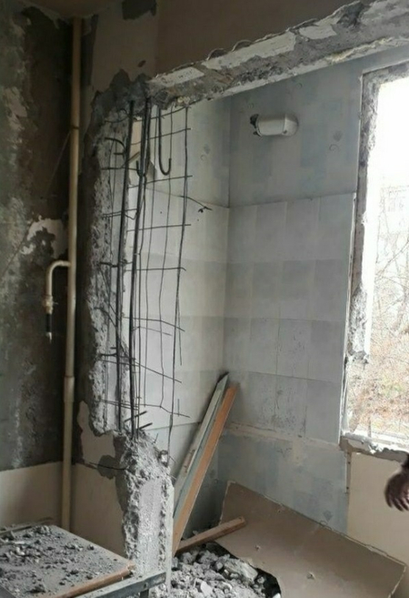 демонтаж и квартир (рамы, двери, кафель и т.д.)