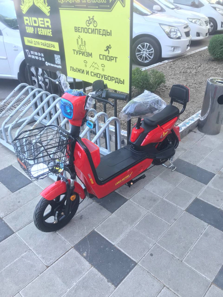 Elektronny skuter noviy! Goluboy i krasniy cvet. Noviy!
