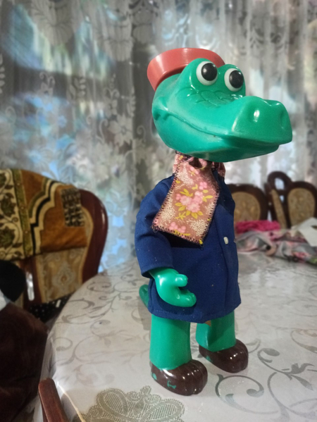 Гена крокодил игрушка советский