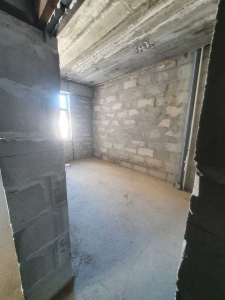 Продается 3х ком кв коробка по ул. Нарпайская
