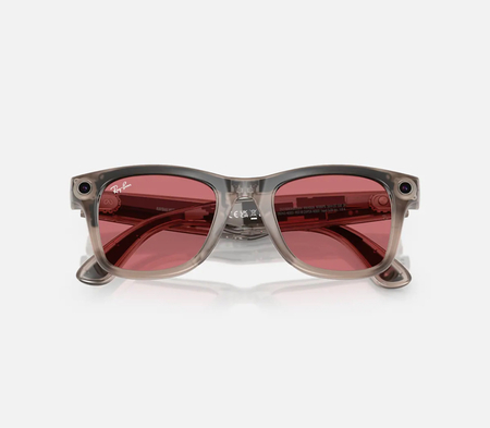 Ray-Ban Meta Wayfarer Transition
