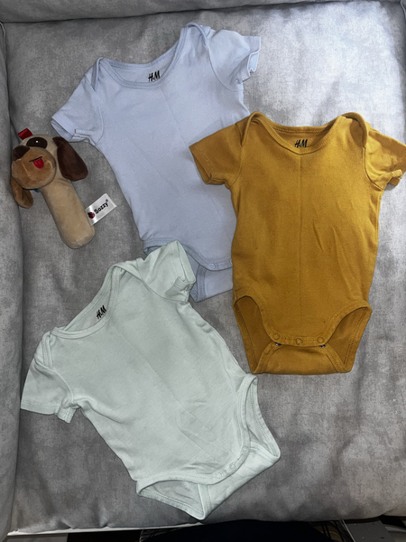 боди идеальное состояние с короткими рукавами h&m и carrer’s