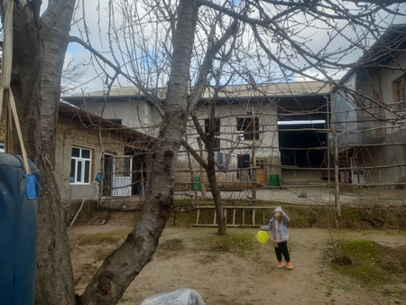 Продается дом в Янгиюльском районе.