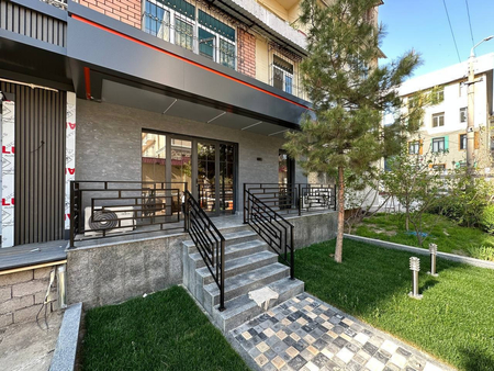 Продаётся офис 87м2 Айбек Савдогар банк
