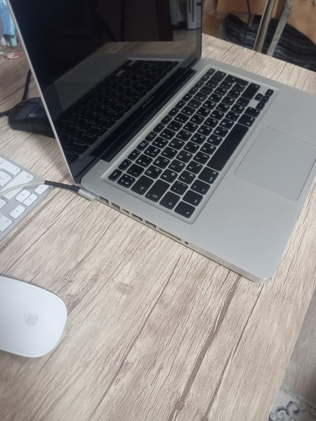 MacBook Pro 13 2009 года