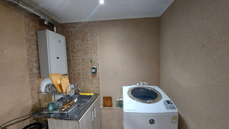Продаю квартиру, 3комнаты, 1этаж, двух этажный дом., в отличном состоя