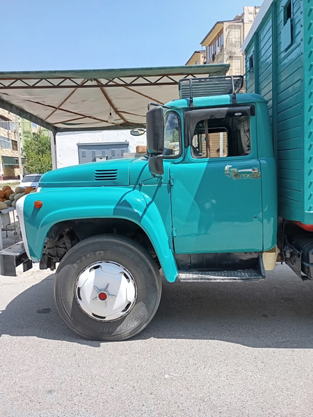 ЗИЛ -130  сотилади холати Алло ишлап турипти