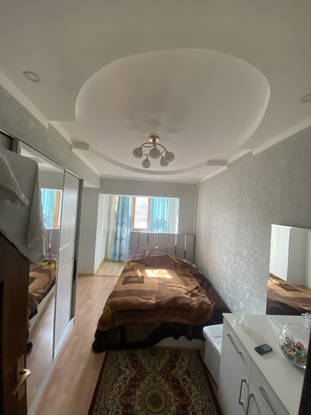 Medgorodokda 100 m2 li uy sotiladi.