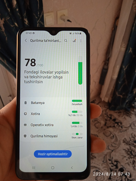 Samsung A10S Srochno sotiladi. Ayol kishi ishlatgan 2/32 Gb kar.docume