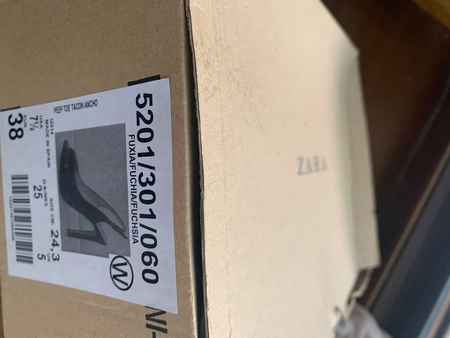 Босоножки Zara,новые ,37 размер