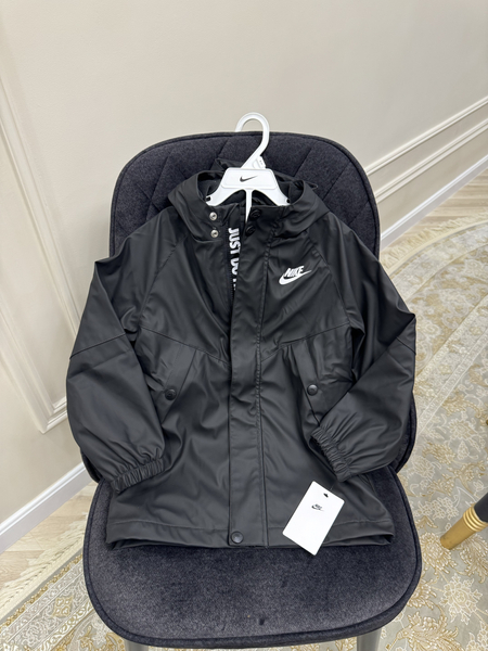 Детский теплый непромокаемый дождевик Nike оригинал США 7лет унисекс