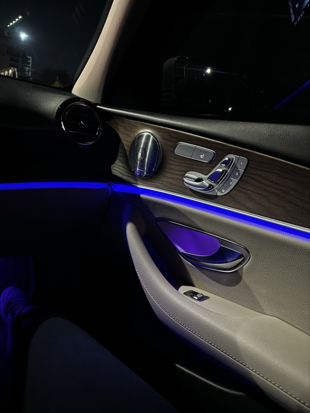 Mercedes W 213 E 200