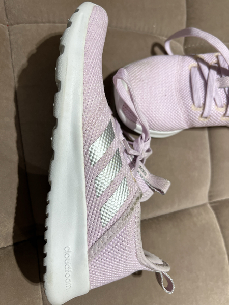 Оригинальные кросовки Adidas б/у