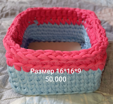 Вязаные изделия ручной работы