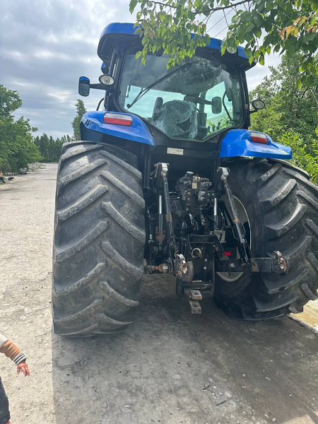 Traktor New Holland