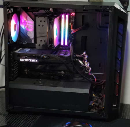 Intel core i7 12700kf \\nasus rog strix 790e gaming\\nGeForce rtx 3060 12