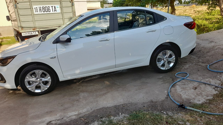 Onix avtomobil 2023