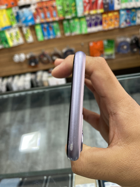 Iphone 11 Naqd va Halol nasiya