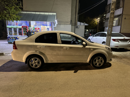 Neksa 3 sotiladi
