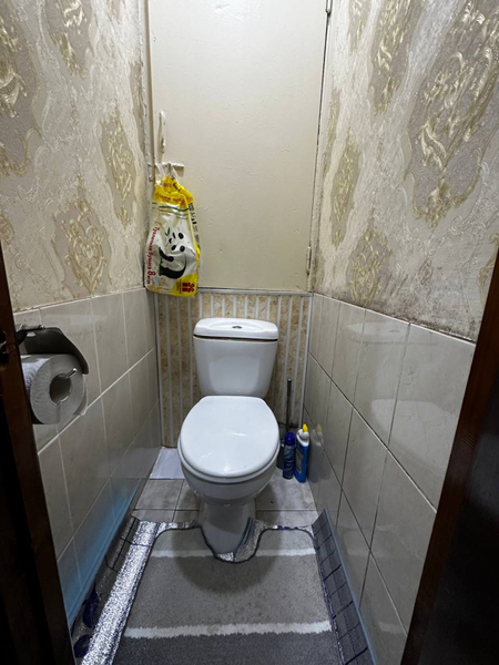 Феруза продается квартира 3/4/4 балкон 1.5*3
